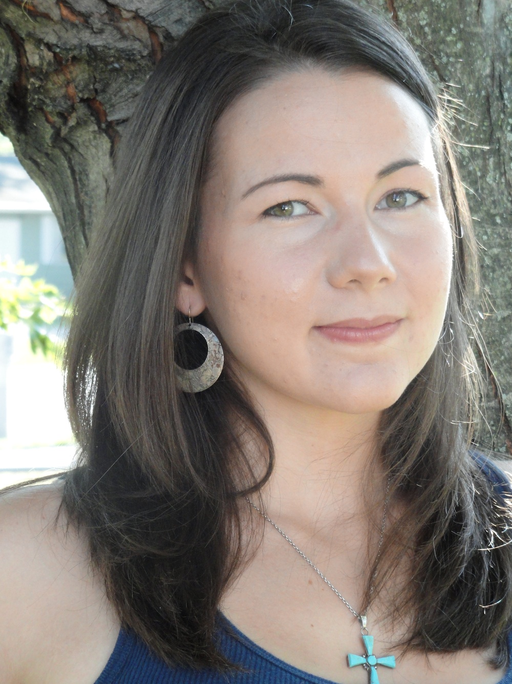 Actin' Up with Books: Interview: Ashley Hope Perez author of What Can't ...