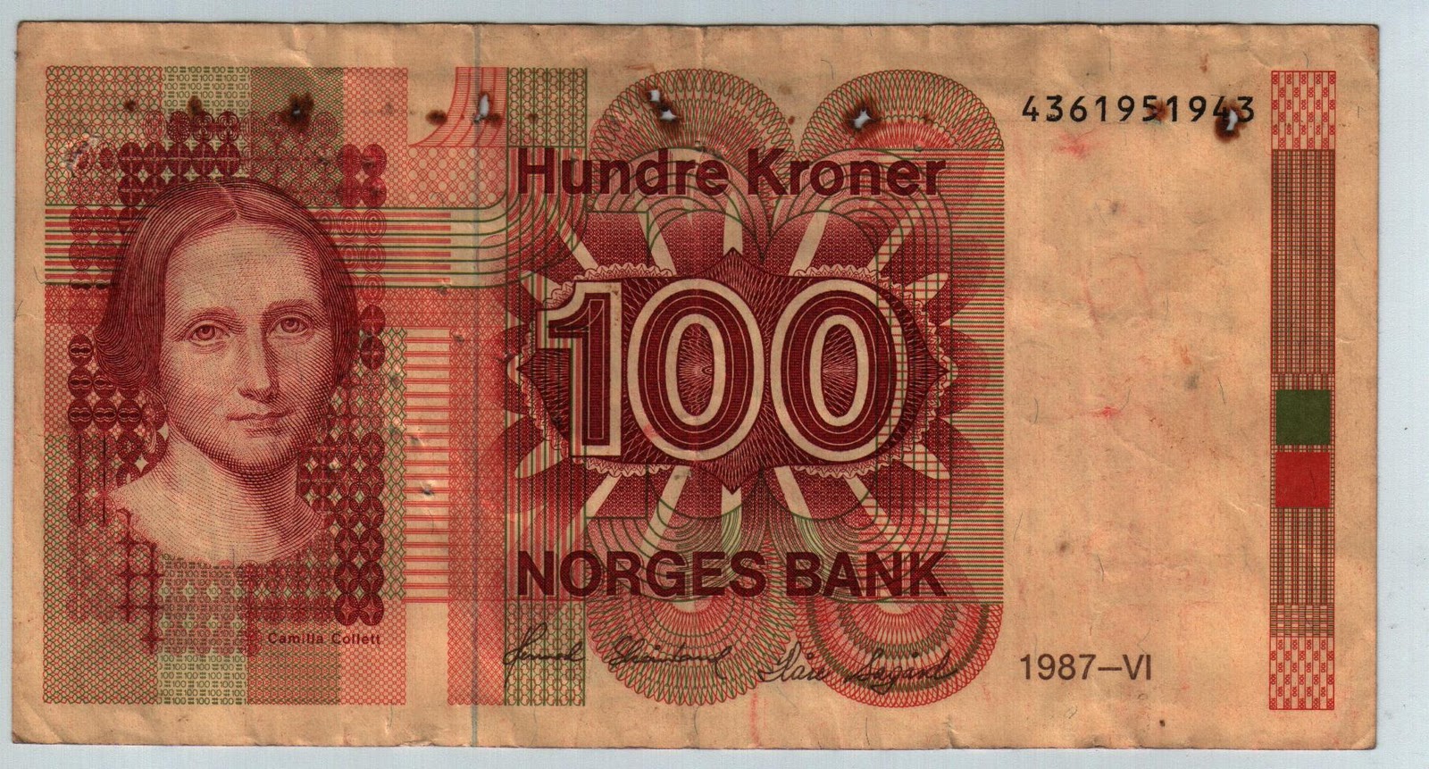 The private collection of banknotes from around the countries in the ...