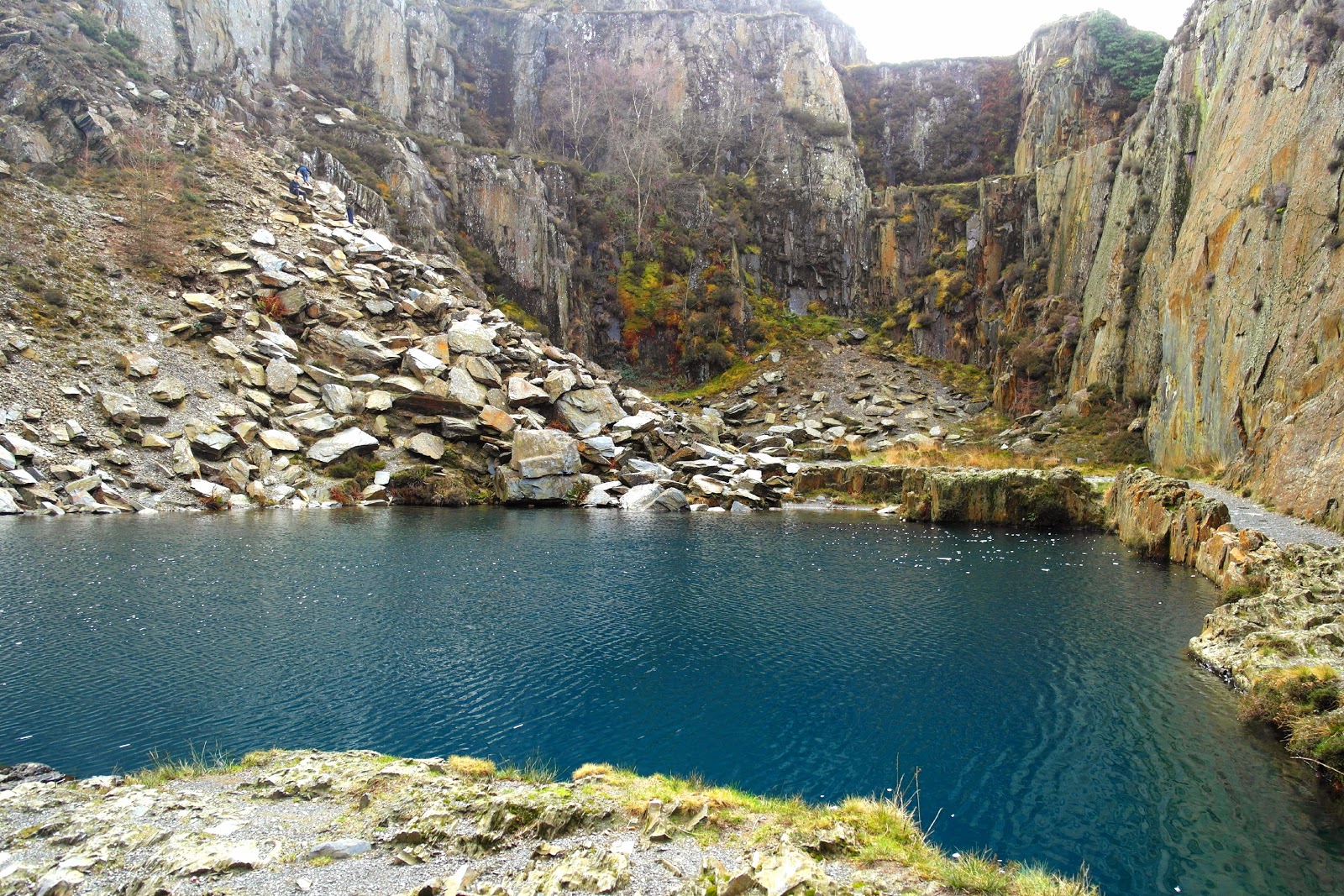 Me and my shadow: Tyn Y Simmde - a heavenly Welsh Holiday cottage