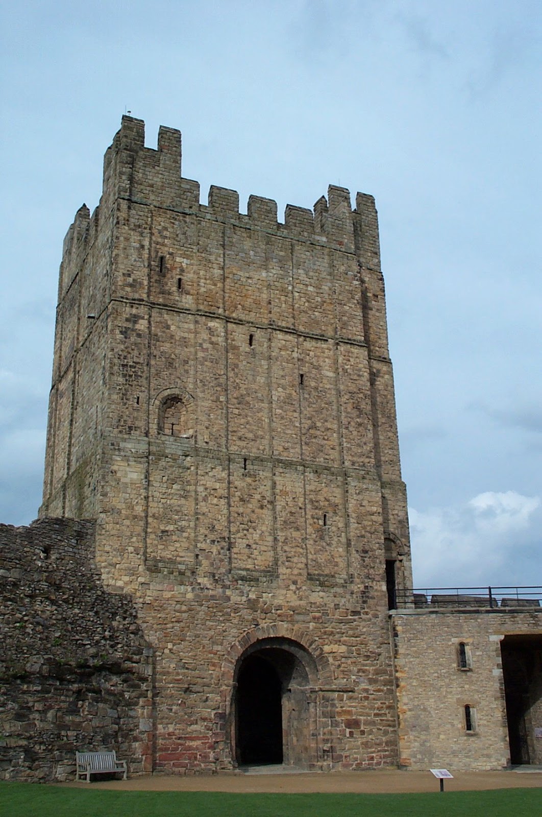 Caroline Gill: Poetry and Other Writing: March 2013