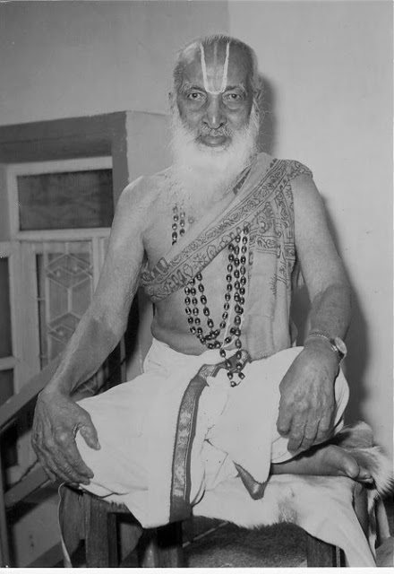Ashtanga Toni Romero : Sri Tirumalai Krishnamacharya photos