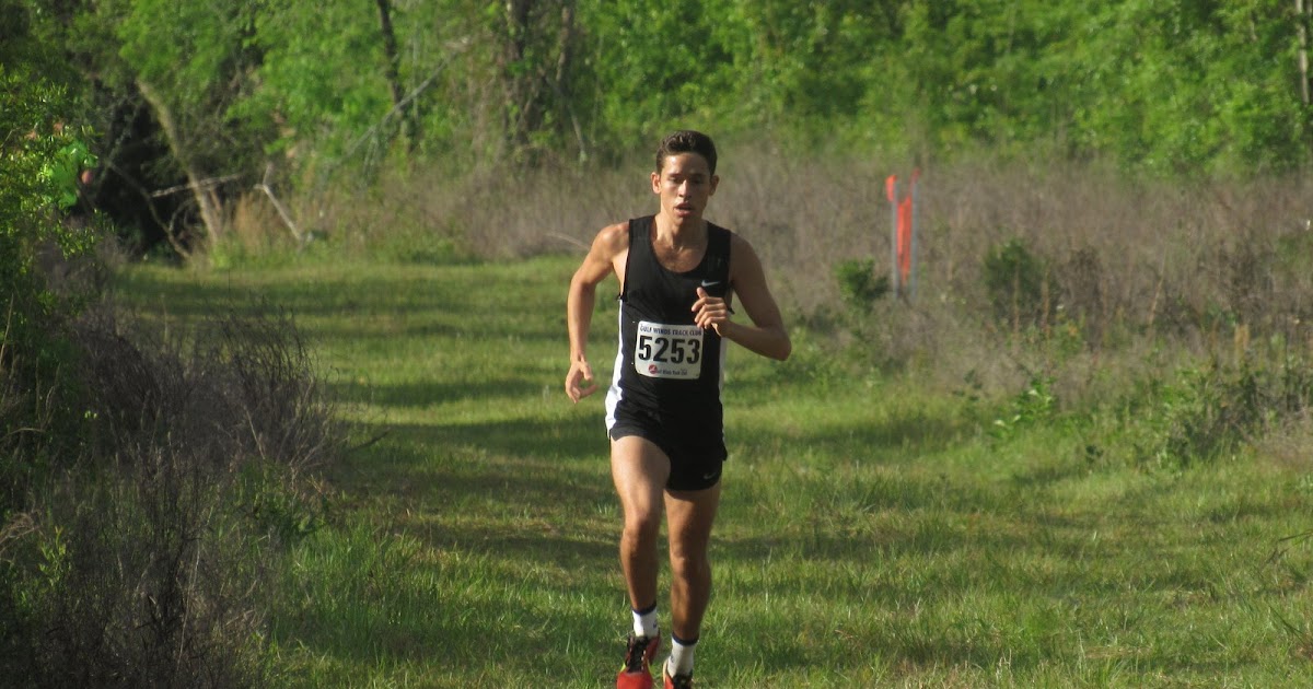 Trouble Afoot!: Stan Linton stuns with a 15:52 at the Hops & Half Shells 5K