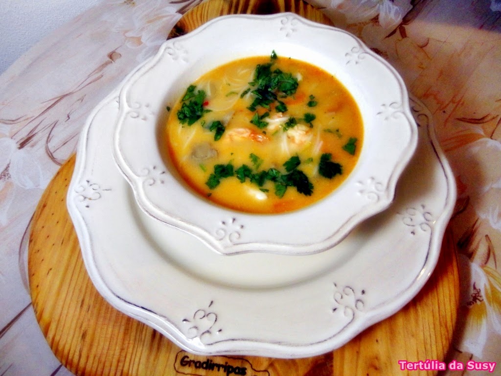 Sopa de peixe com leite de coco - Tertúlia da Susy