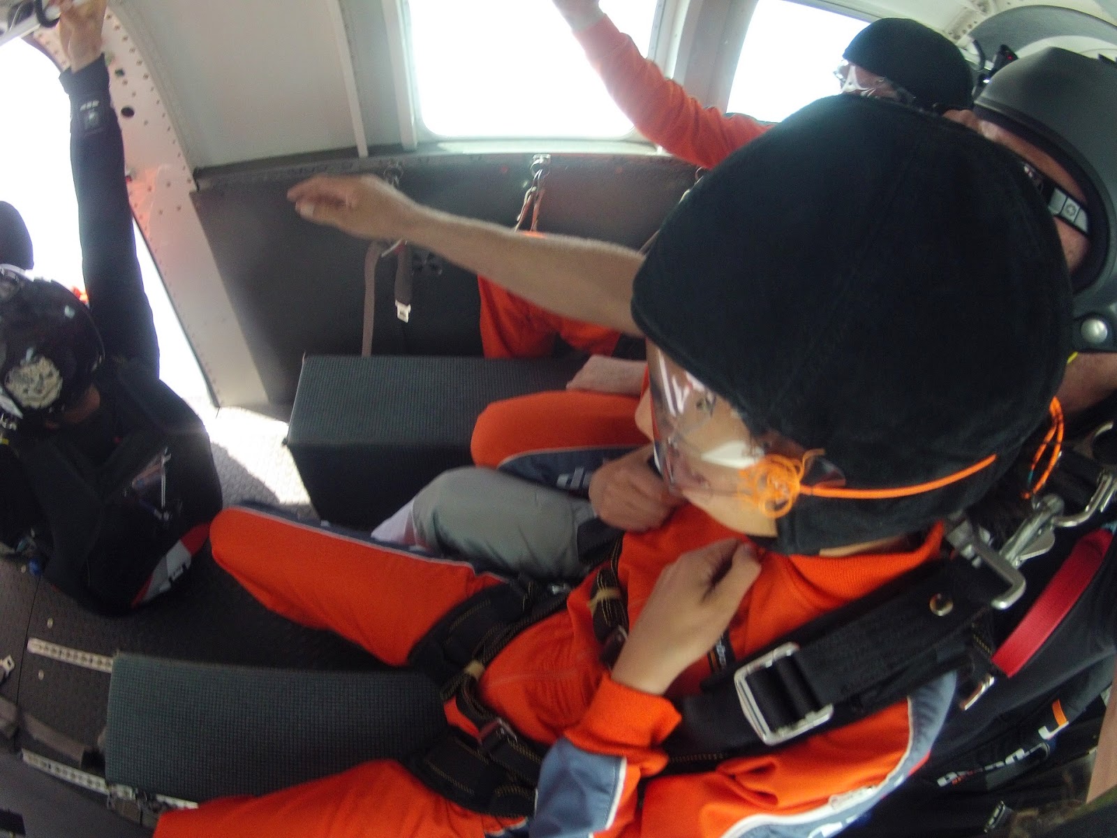 GOLD to green: Skydiving at GoJump Berlin Gransee