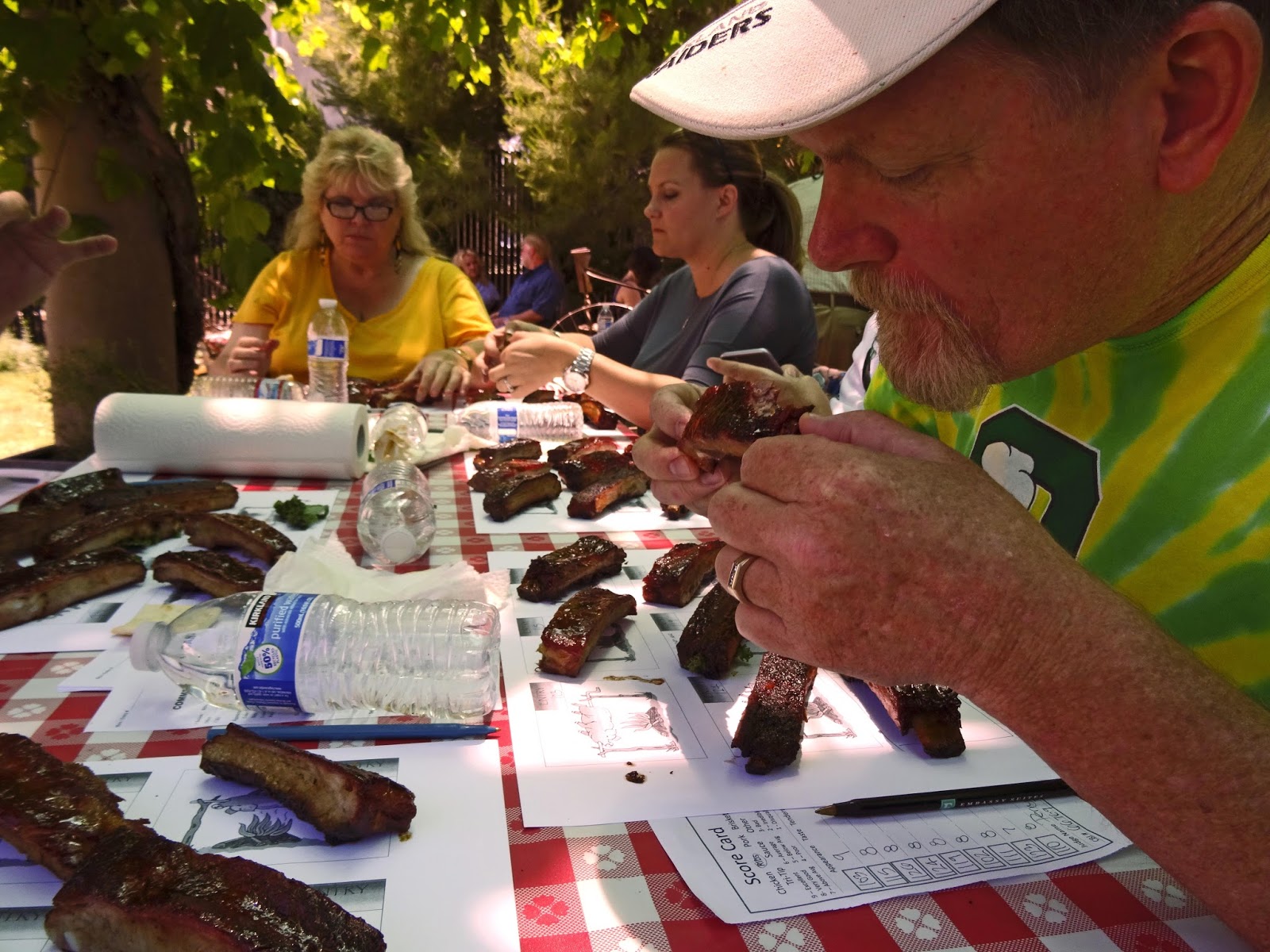 MAD MEAT GENIUS: VAN RUITEN BBQ COOK-OFF