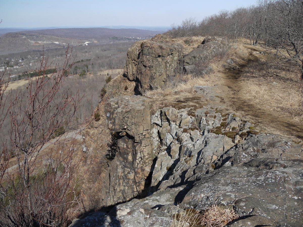 Along the NET-Cohos: Mount Higby, Middlefield-Middletown