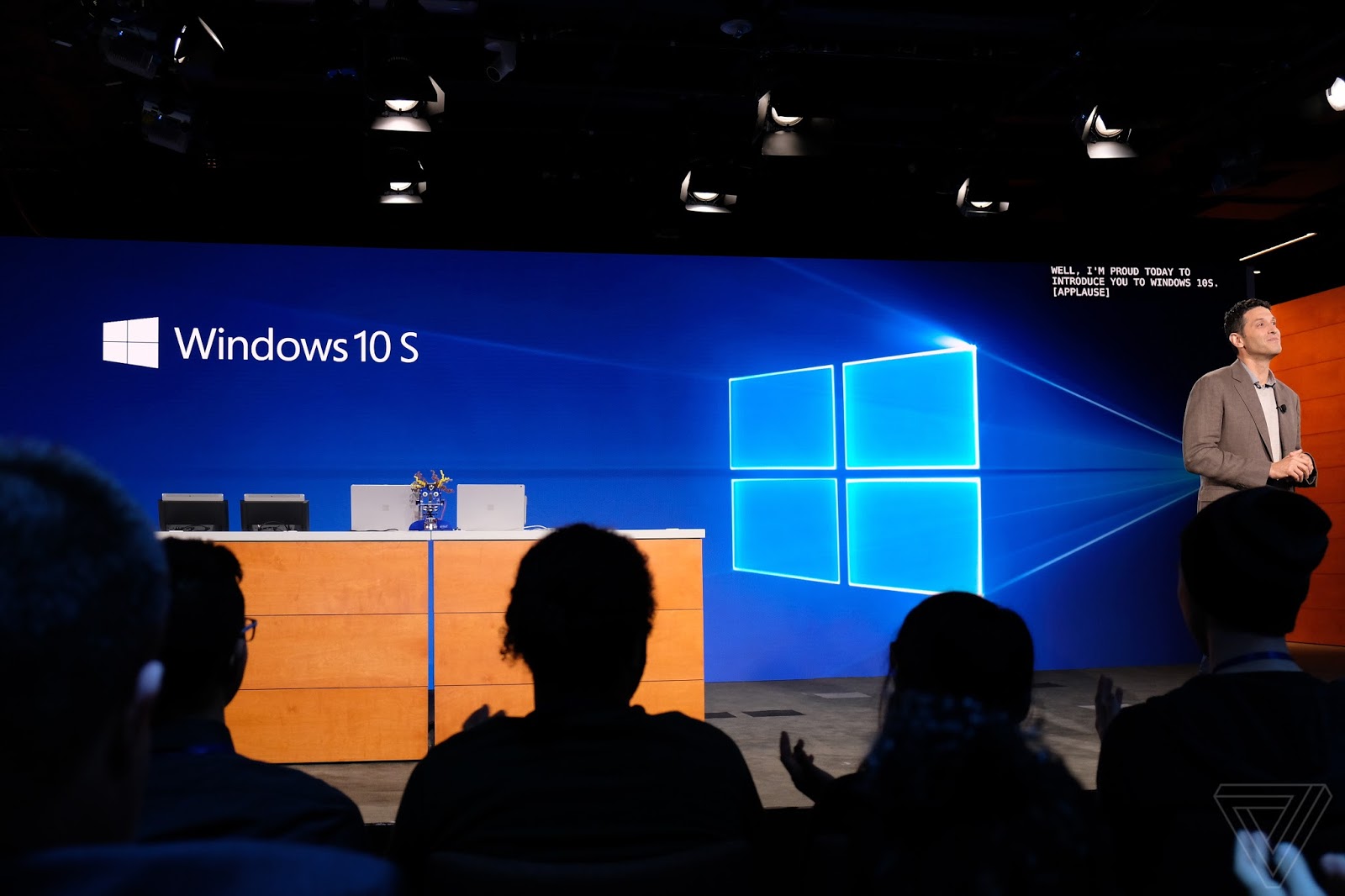 Los desarrolladores ya pueden descargar Windows 10 S