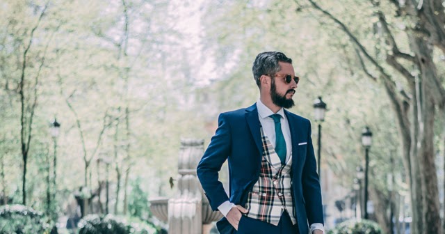 El invitado de bodas más elegante de la mano de Jaime Valentín