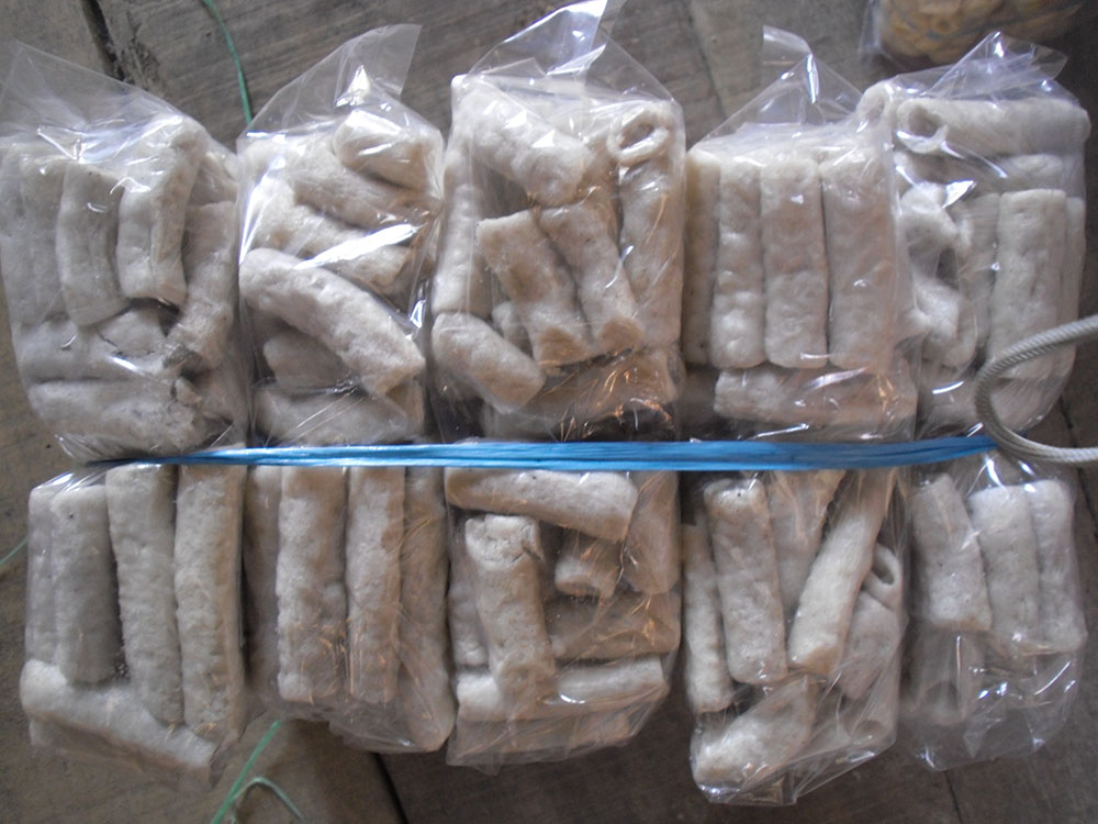 PD. MARGA SALUYU: Kerupuk