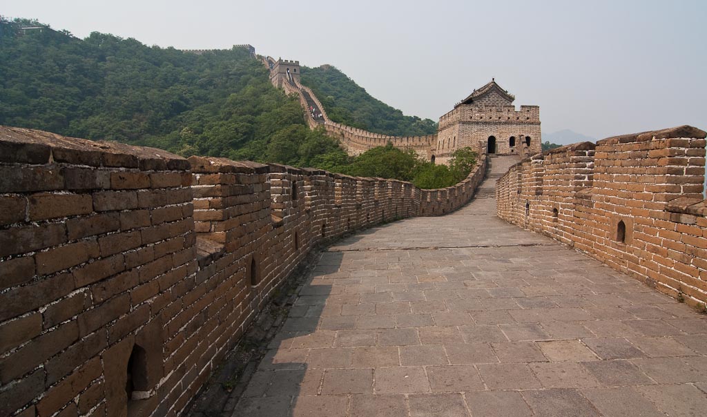 Bastoche et Tina: La grande muraille