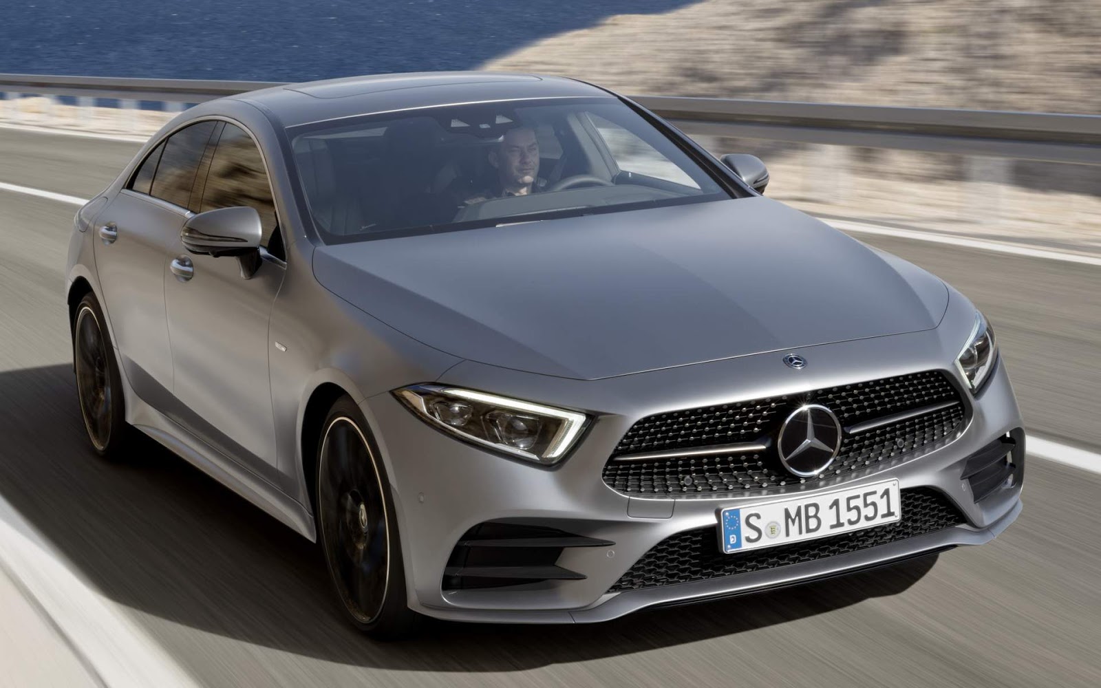 Mercedes CLS 2019 é apresentado em Los Angeles - vídeo