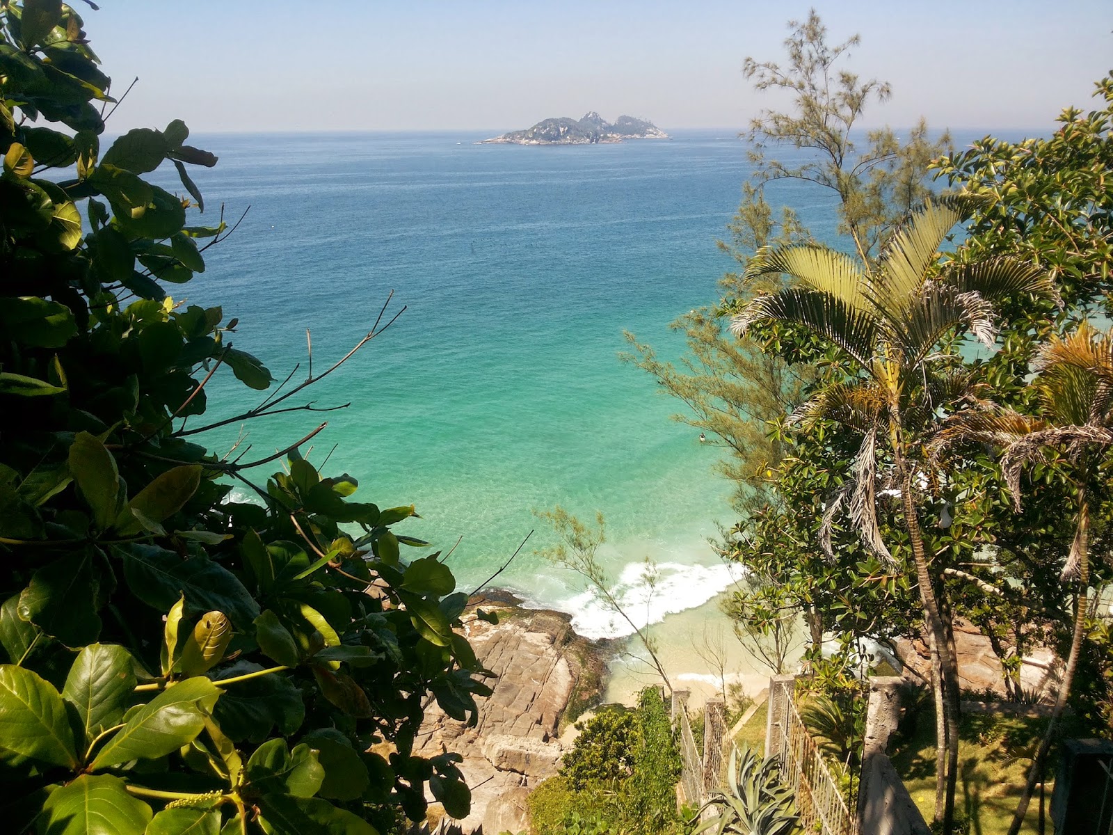Rio de Janeiro: Praia da Joatinga | Apaixonados por Viagens | Roteiros ...