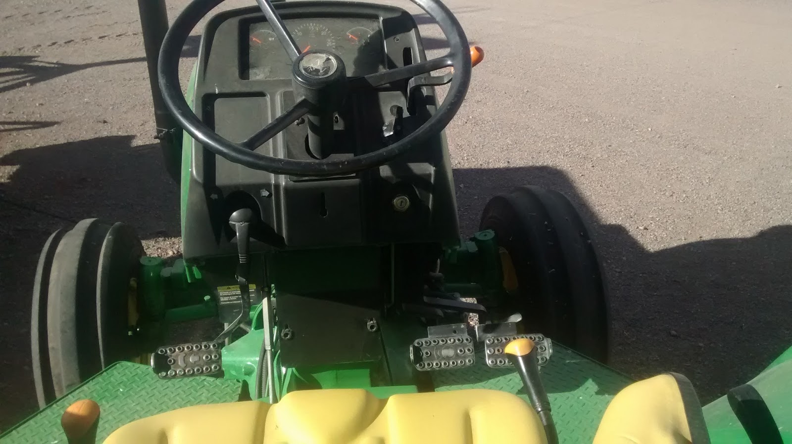 MAQUINARIA AGRICOLA INDUSTRIAL: Tractor John Deere 5715 89hp $22,200 ...