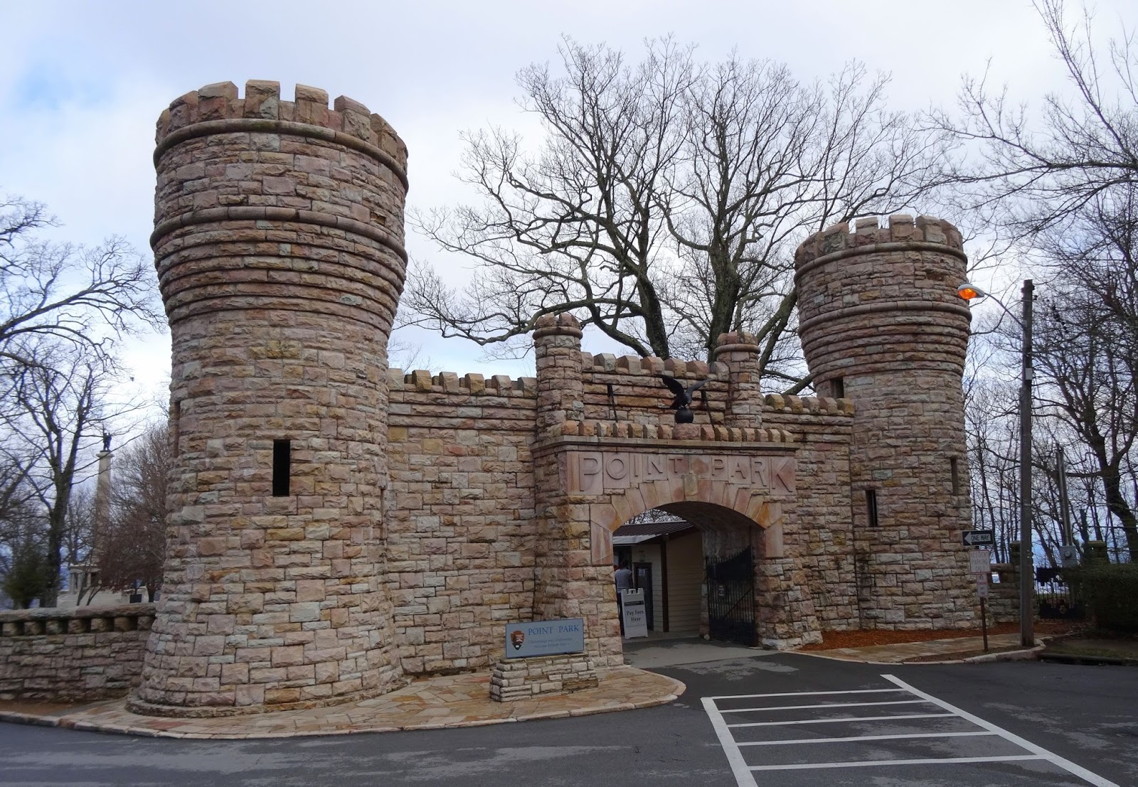 Femme au foyer: Chickamauga and Chattanooga