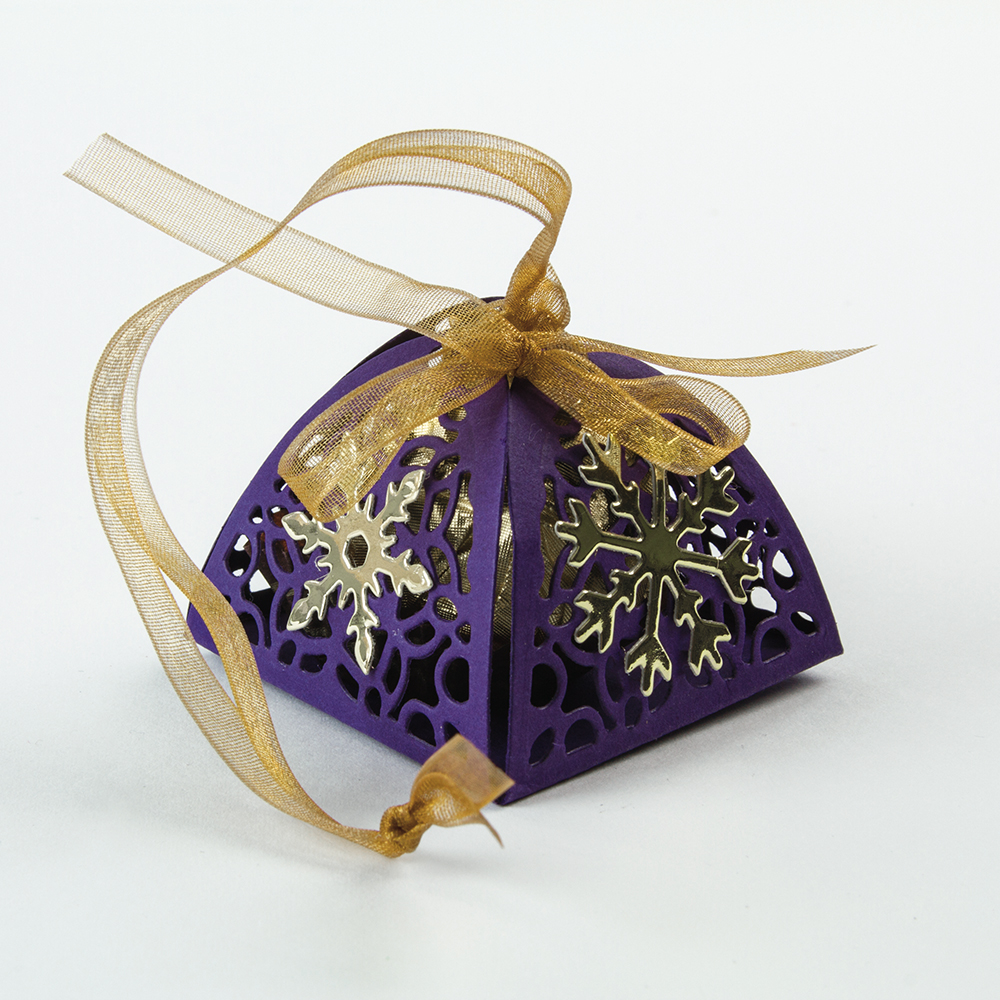 Victoria Dalziel: Delicate Gesture Boxes