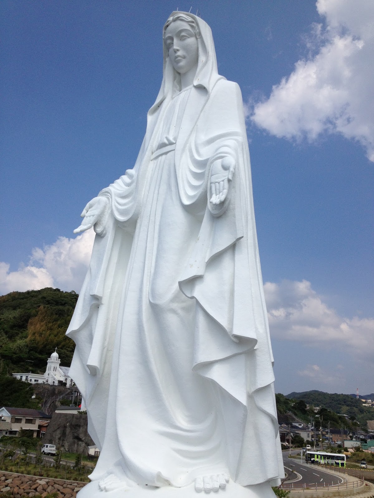 Dream Tours Japan: Maria Statue: Nagasaki City