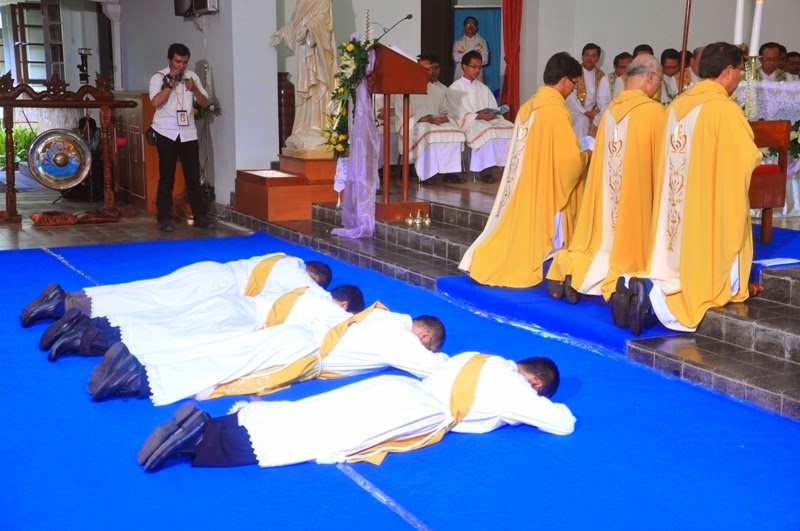 Missionarii a Sacra Familia (MSF): Biara Nazareth-Skolastikat MSF