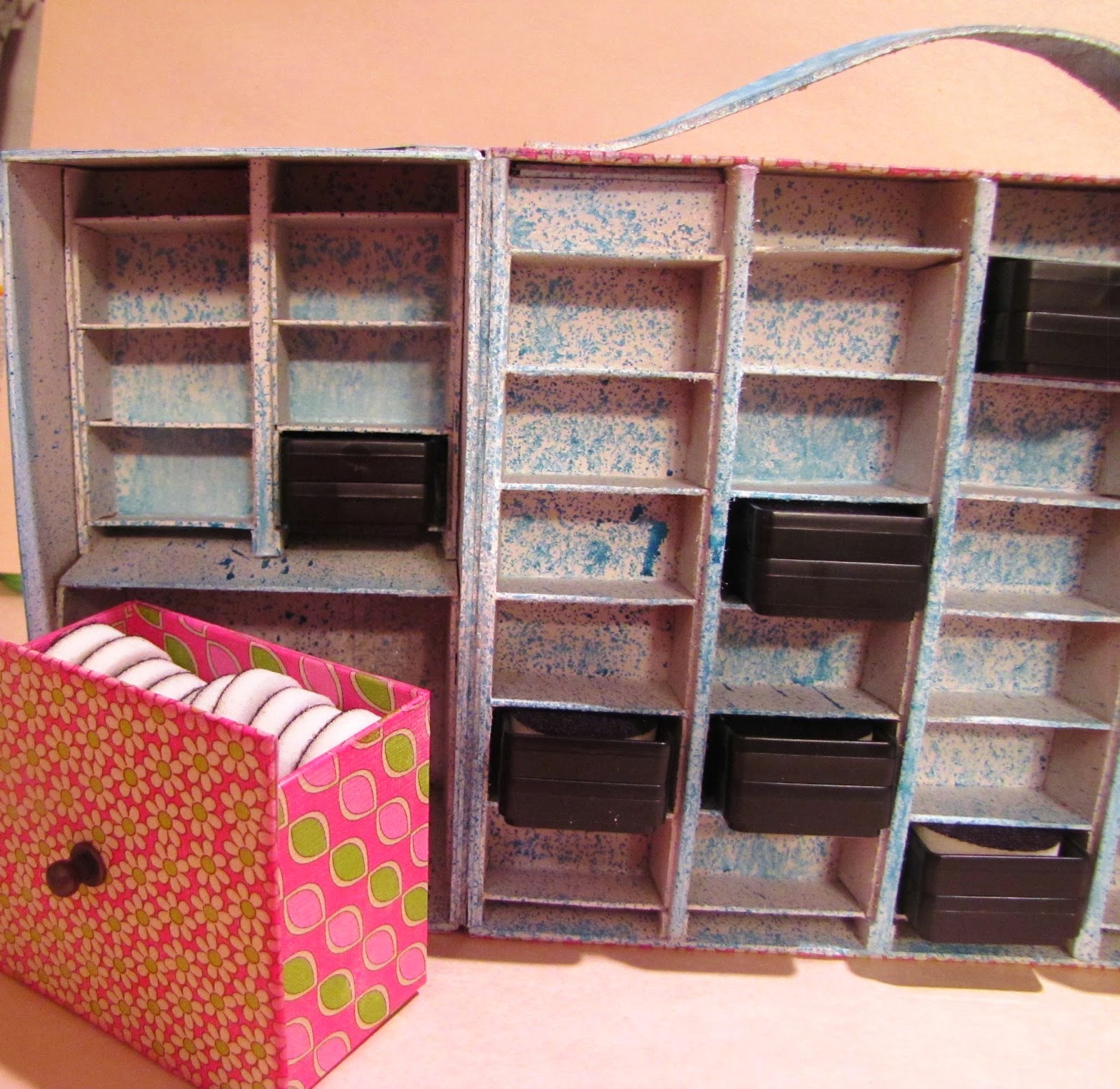 Raining Grace: Mini Ink Pad Storage