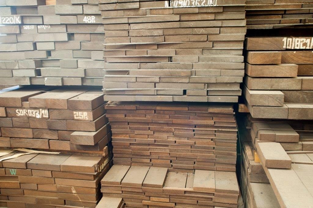 MADERAS Y ESTIBAS CARTAGENA: MADERA ASERRADA ESTRUCTURAL