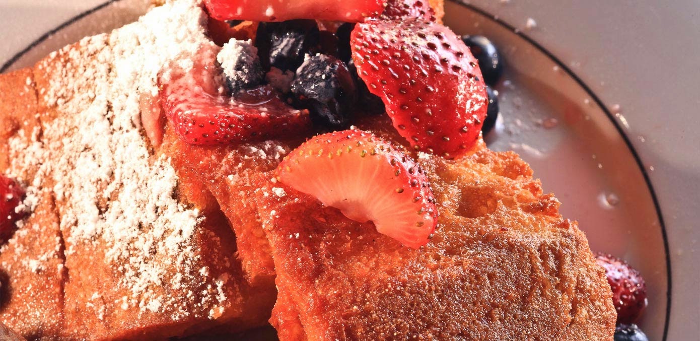 Weekend Brunch at Medium Rare - DC Outlook