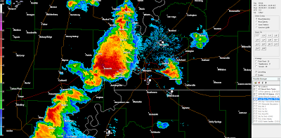 The Original Weather Blog: Tornadic Storms Moving Into Memphis Area