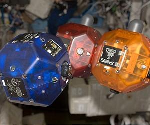 Suburban spaceman: NASA’s ‘Smart SPHERES’ to Aid in the Development of ...