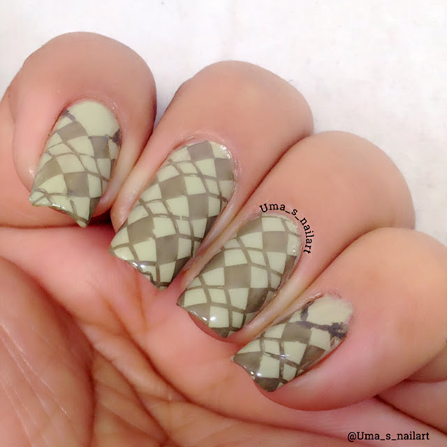 HPB Presents Snake Skin Nail Art...