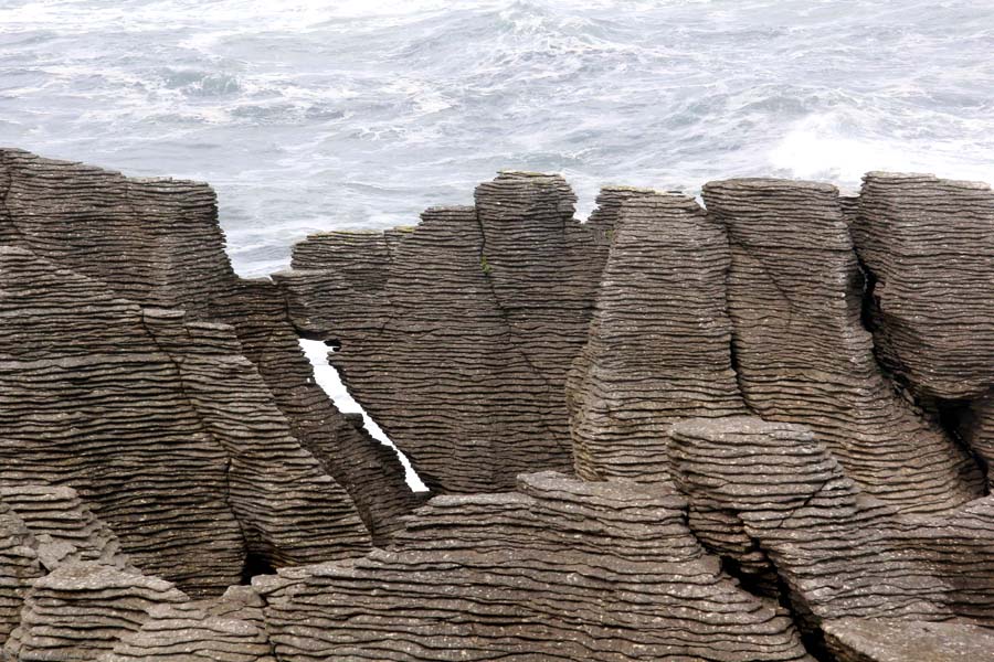 Pancake Rocks: A Layered Wonderland (Punakaiki, New Zealand): Travel ...
