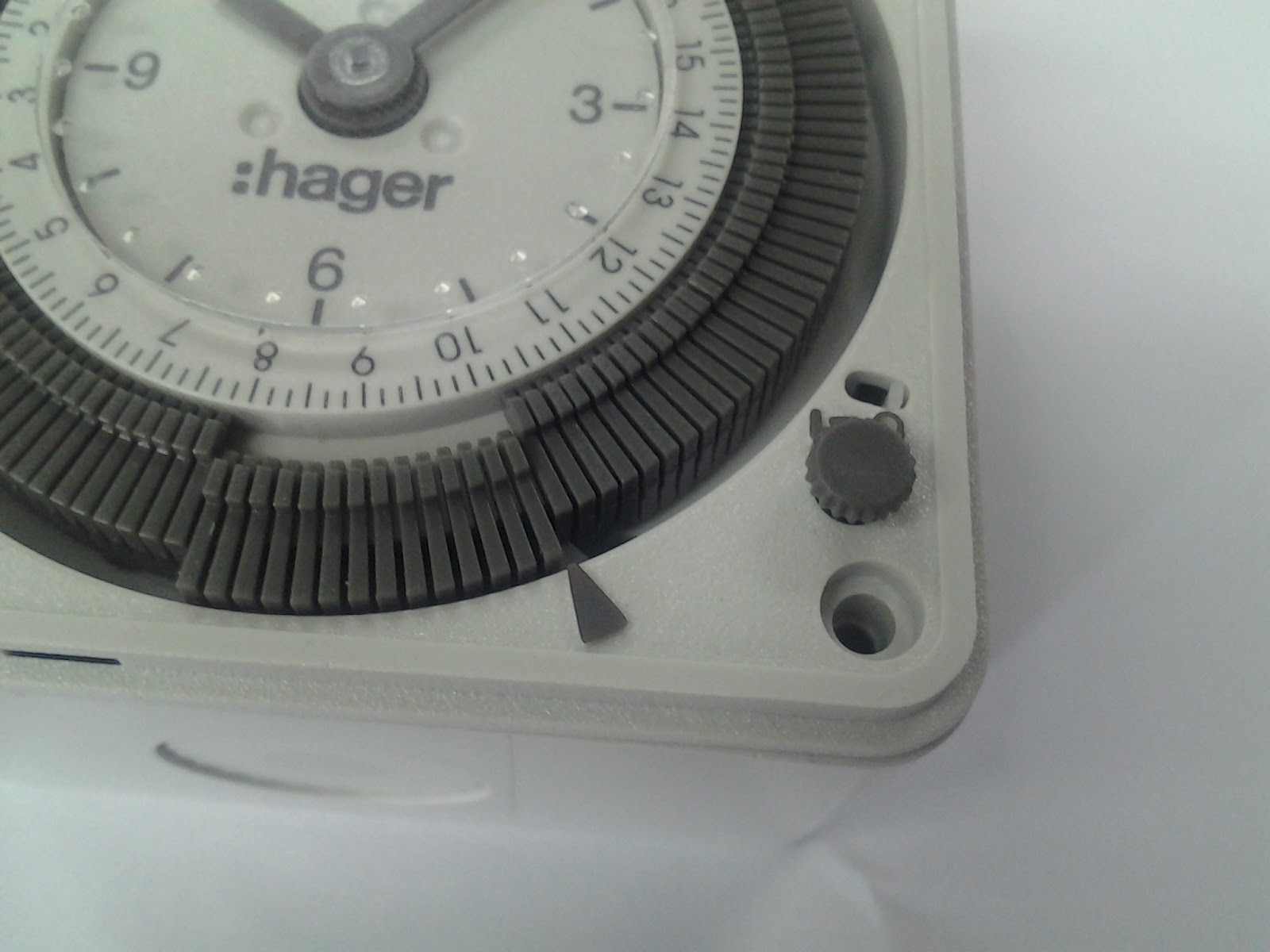 ELEKTRIK DUNIAKU: PEMASANGAN TIMER