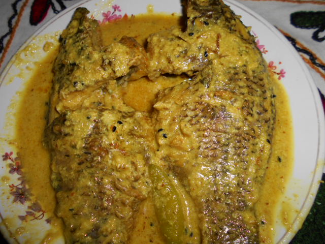 Paramita's Kitchen: Tilapia Macher Sorshe Posto Bata / Tilapia Fish ...