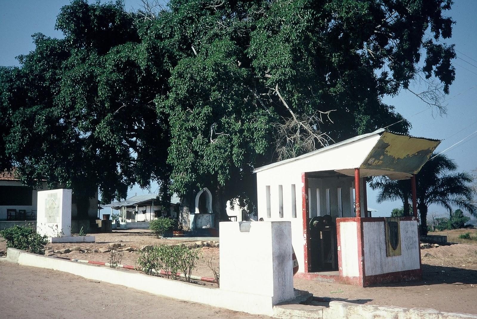 MAVINGA - ANGOLA 2ª. Compª. Bat. Caç. 5012: Calomboloca