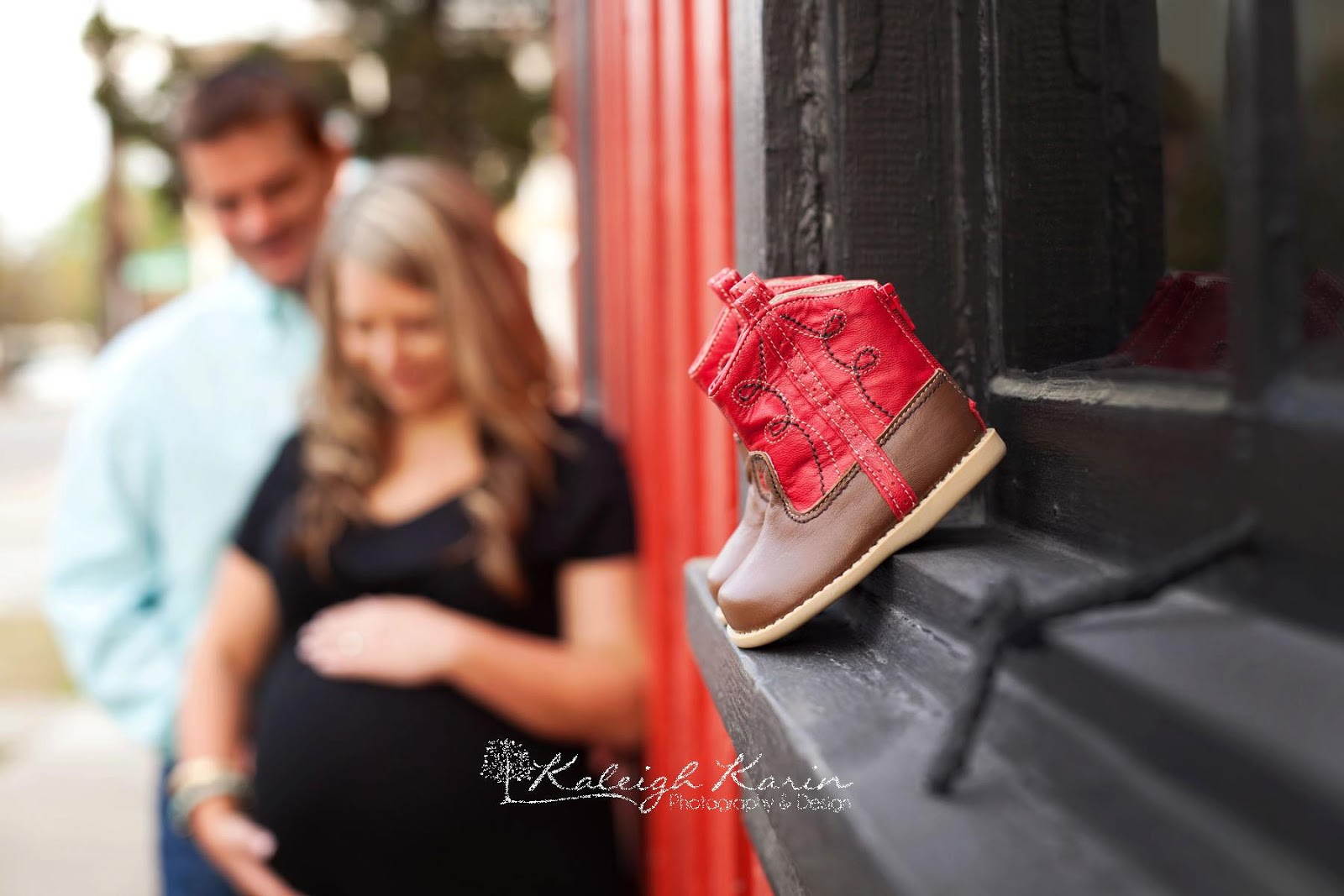 Eat.Pray.Love.Run.: Maternity Pics Reveal & 32 Week Bump Update!