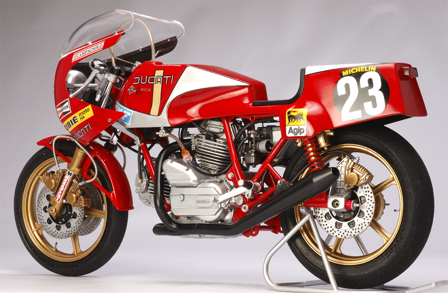 Racing Scale Models: Ducati 900 NCR Racer by Utage Factory House (Tamiya)