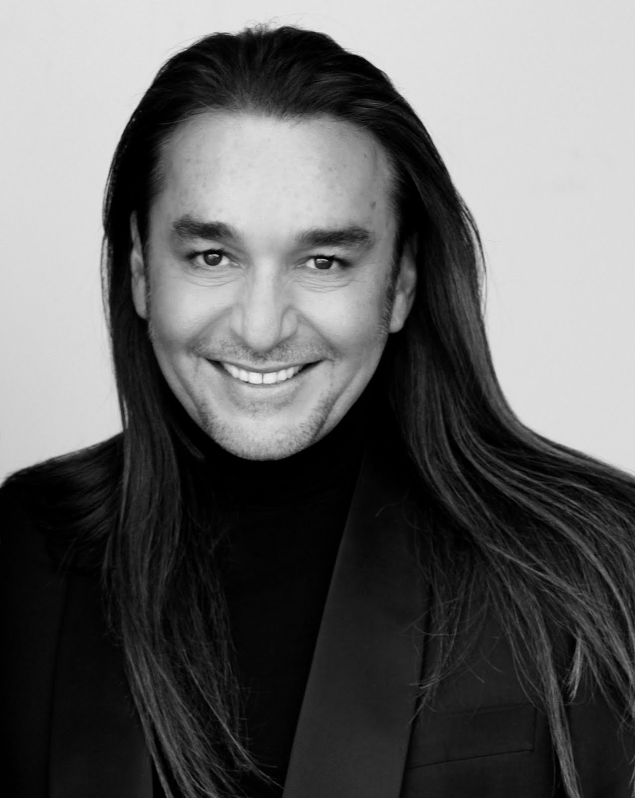 Latinowood Nick Chavez Introduces Traditions” Hair Products On Qvc