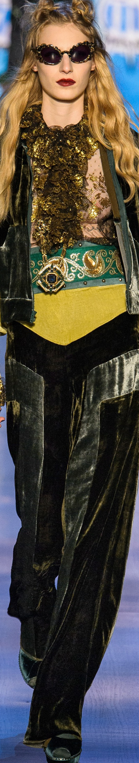 LOOKandLOVEwithLOLO: Fall/Winter 2017 RTW featuring Highlights from ...