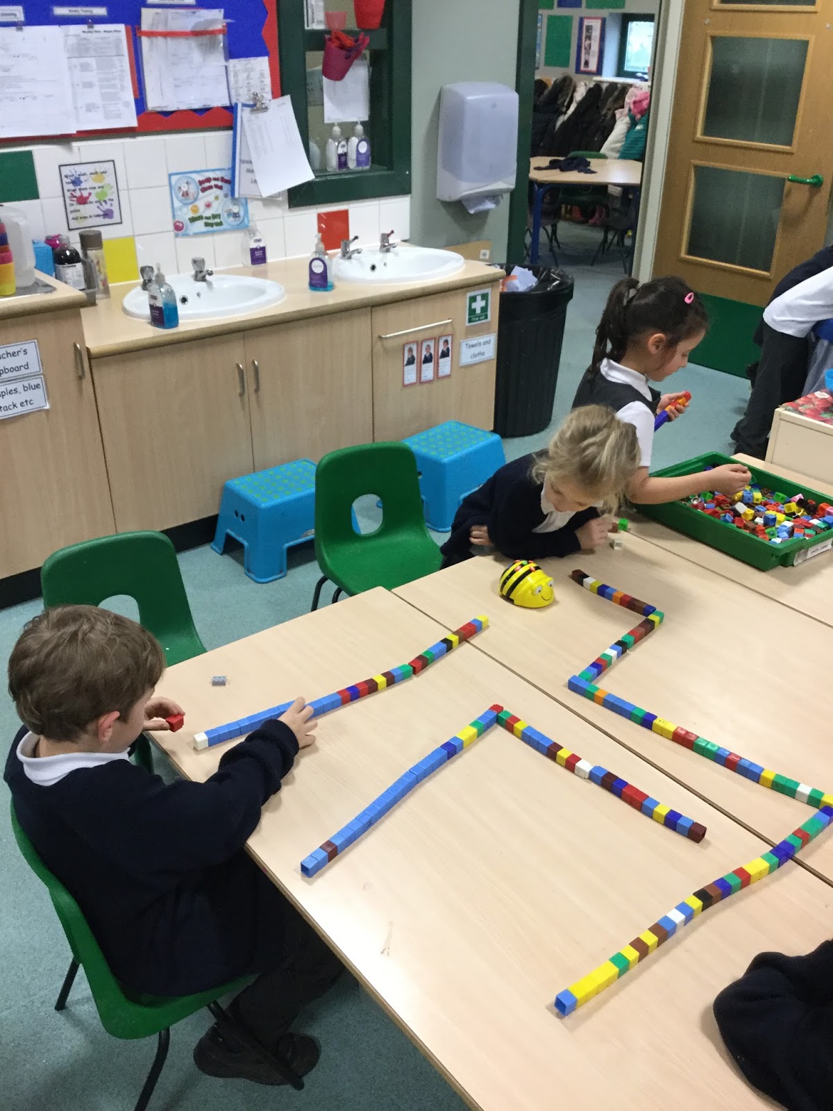 Windhill21: Beebots programming