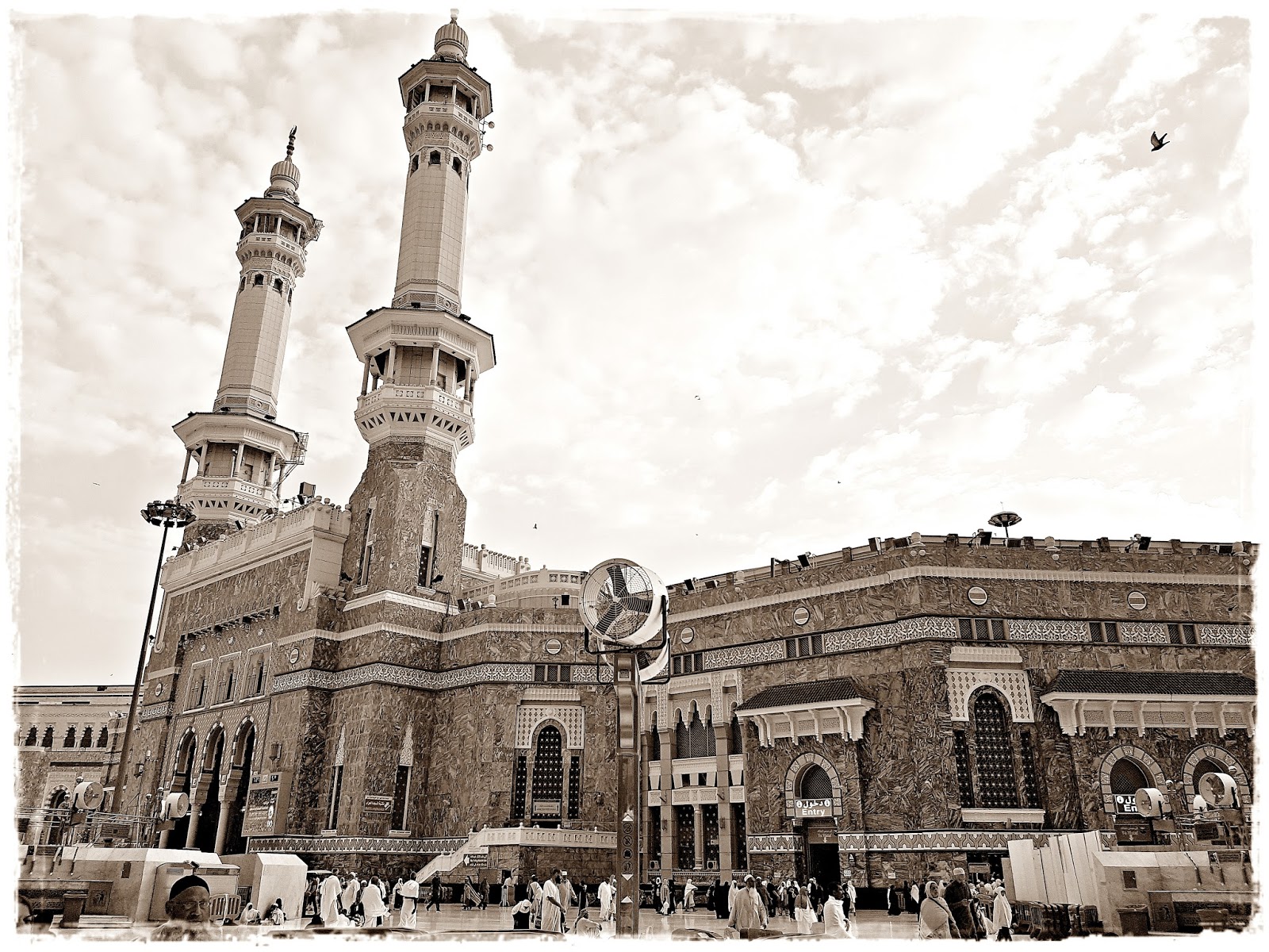 Reflections of my life: 13th Umrah Trip: Mosques Visited...