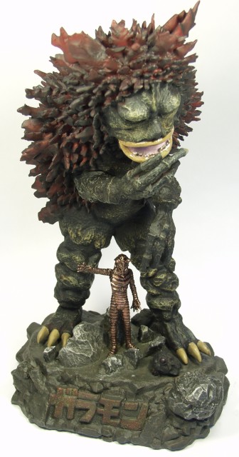 Garamania: The X-Plus "Big Garamon" statue...