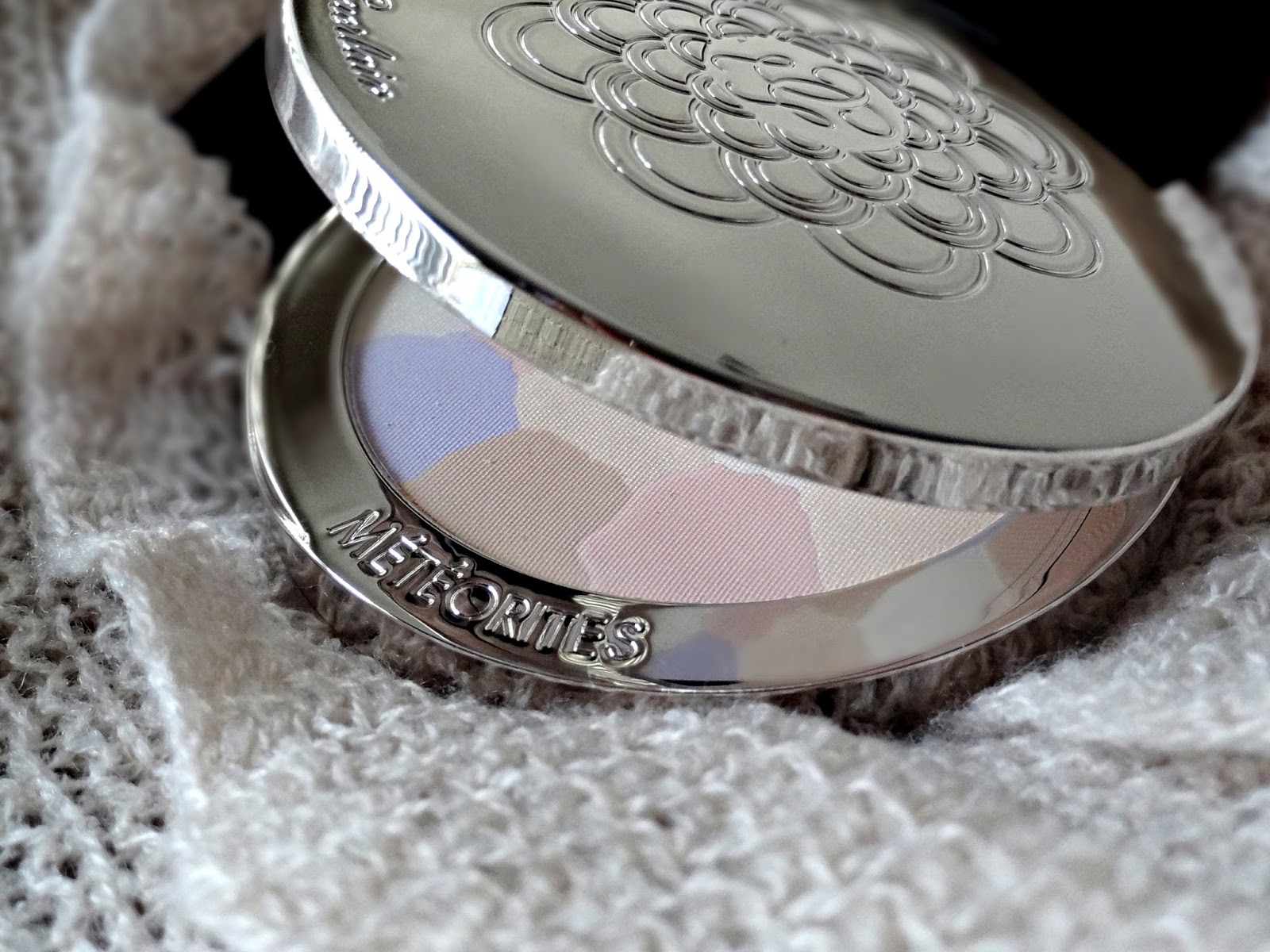 Makeup, Beauty and More: Guerlain Meteorites Compact Light-Revealing ...