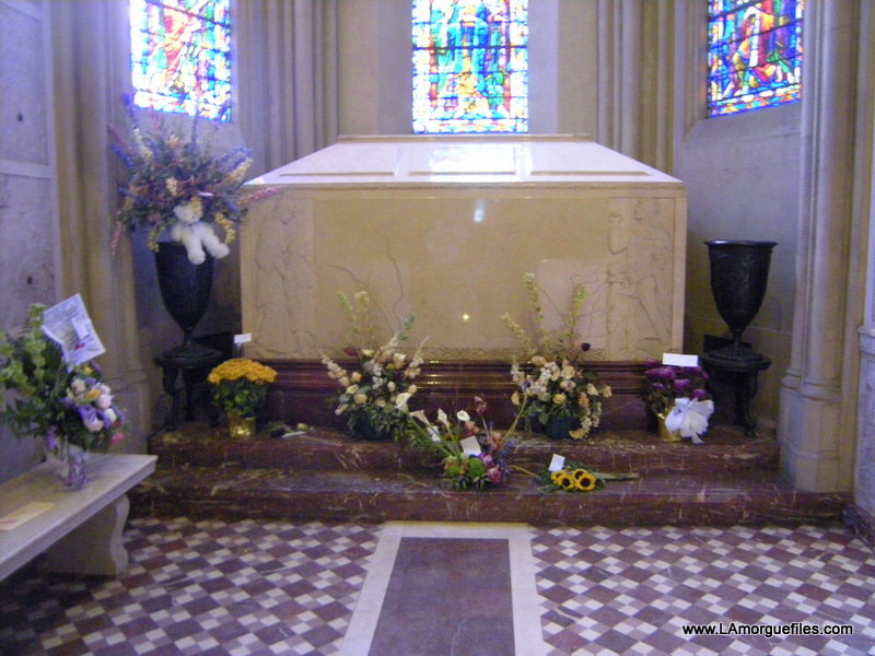 Los Angeles Morgue Files: Entertainer Michael Jackson 2009 Forest Lawn ...