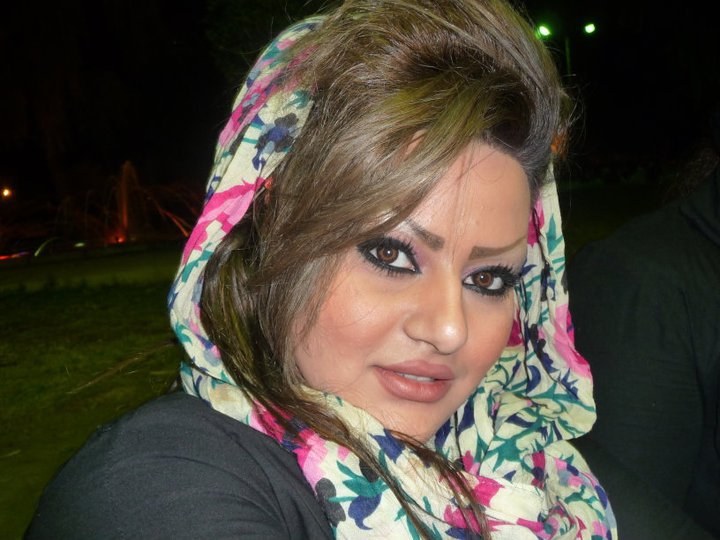 Arab Single Women: beautiful irani women close pic