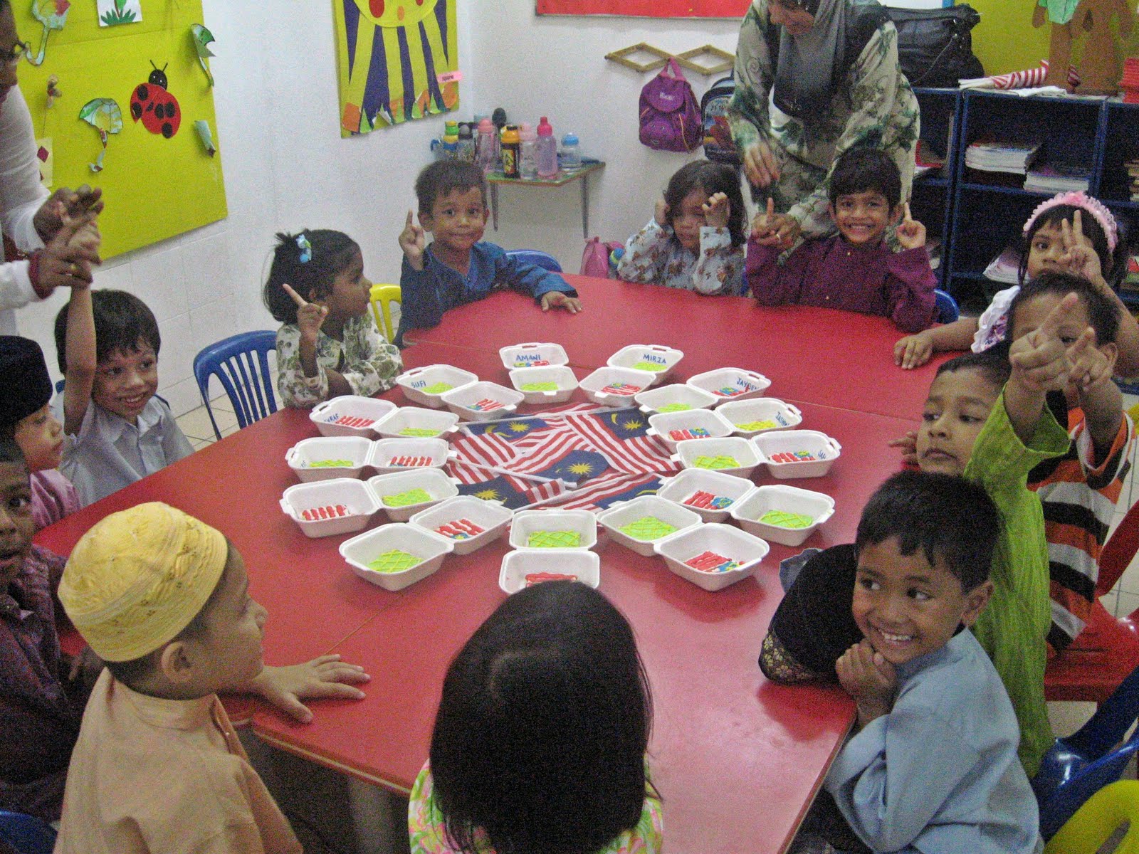 Tadika Sinaran Intelek: Merdeka Raya And Happy Malaysia Day