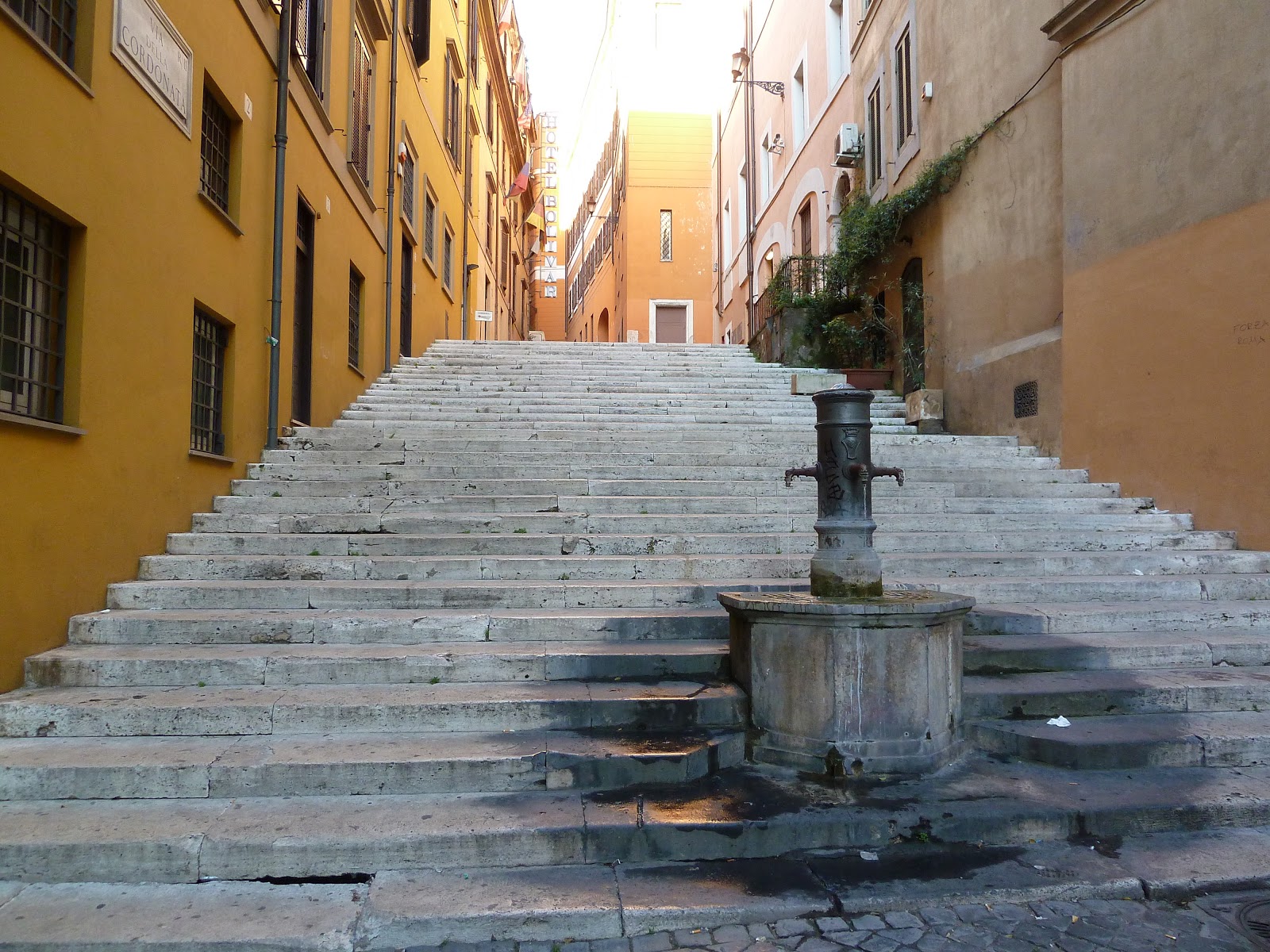 RE di ROMA e La CASA della FOTOGRAFIA: Il "NASONE"