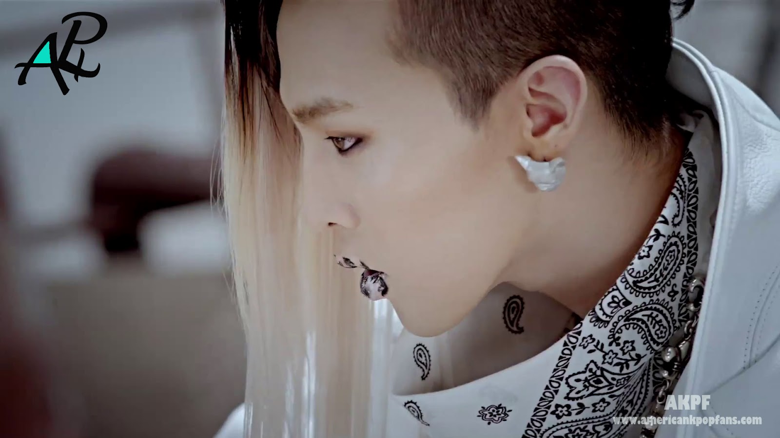 Pictures/Gifs | Kpop Addict