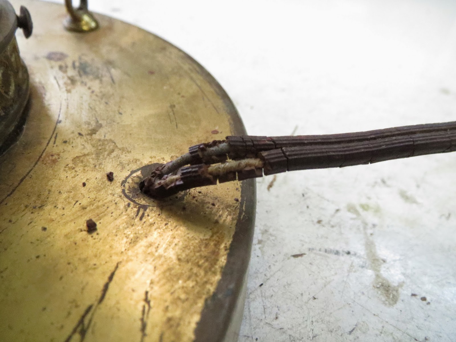 Lamp Parts and Repair | Lamp Doctor: Older Table Lamp with Old Wire and ...