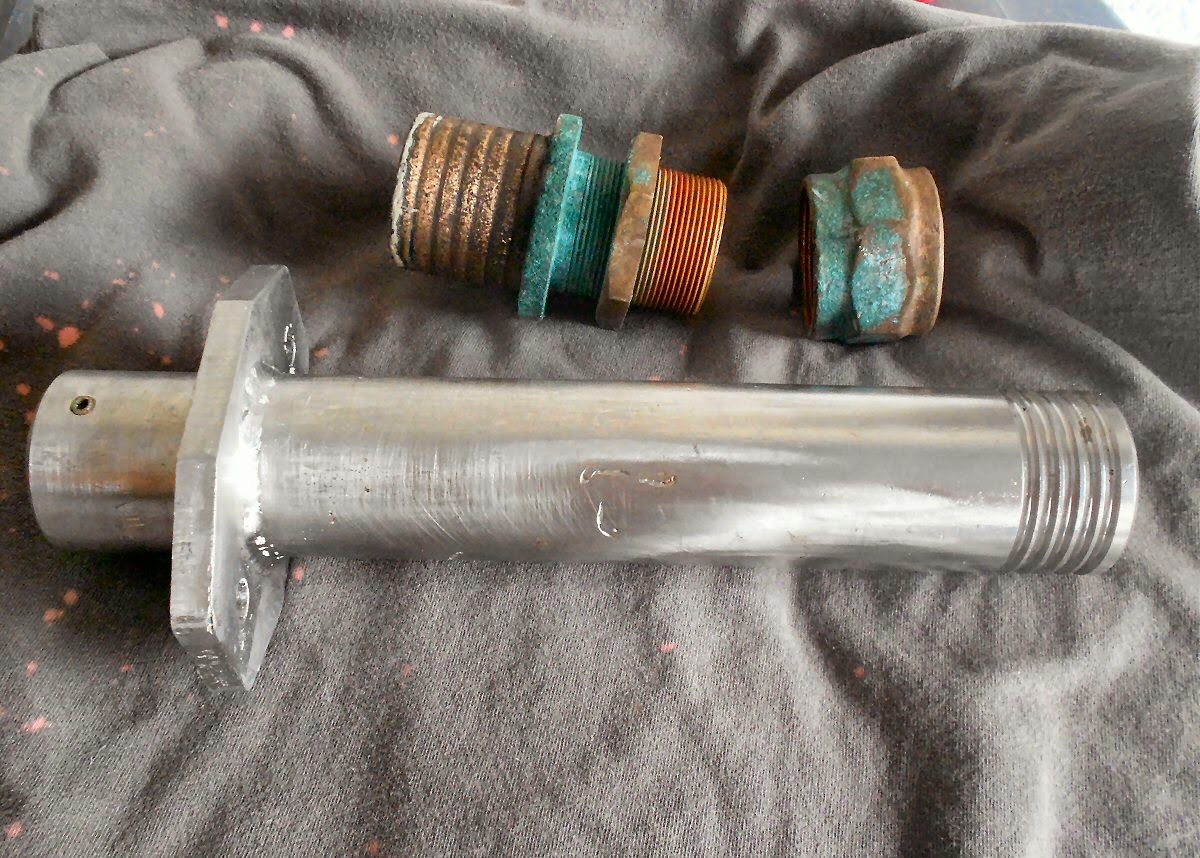 Sailing Vessel Gra'inne: Stern tube and packing gland