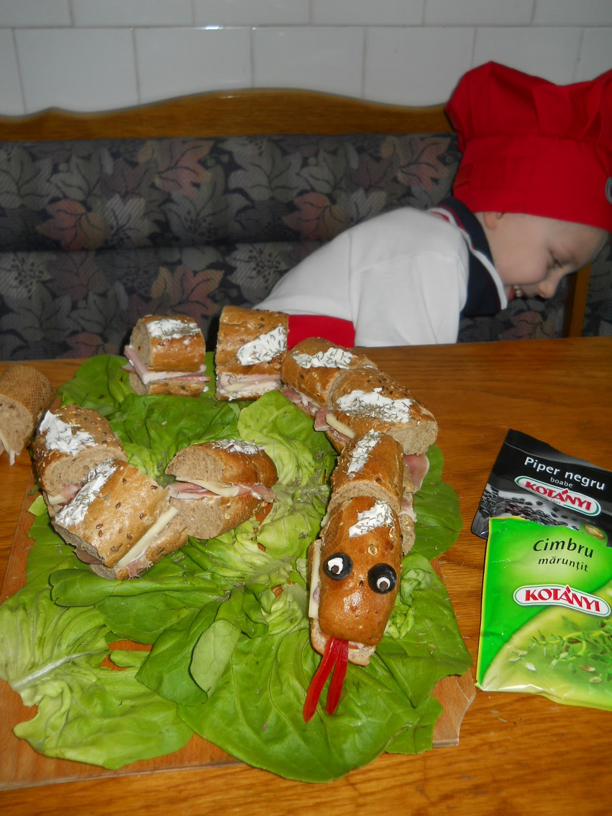 Micii bucatari !: "Sarpe" sandwich