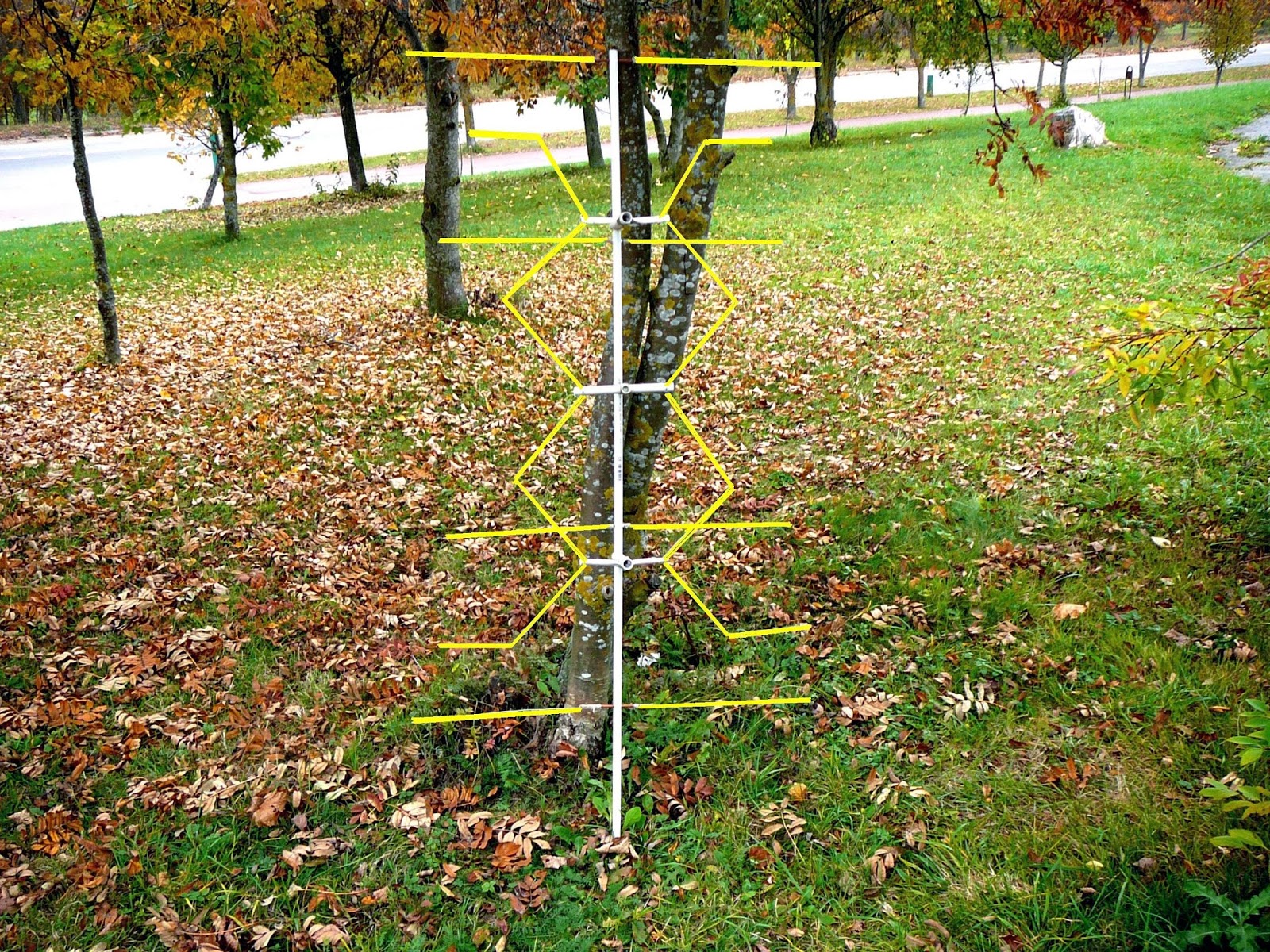 LY3LP laboratory: 70cm band Gray Hoverman antenna