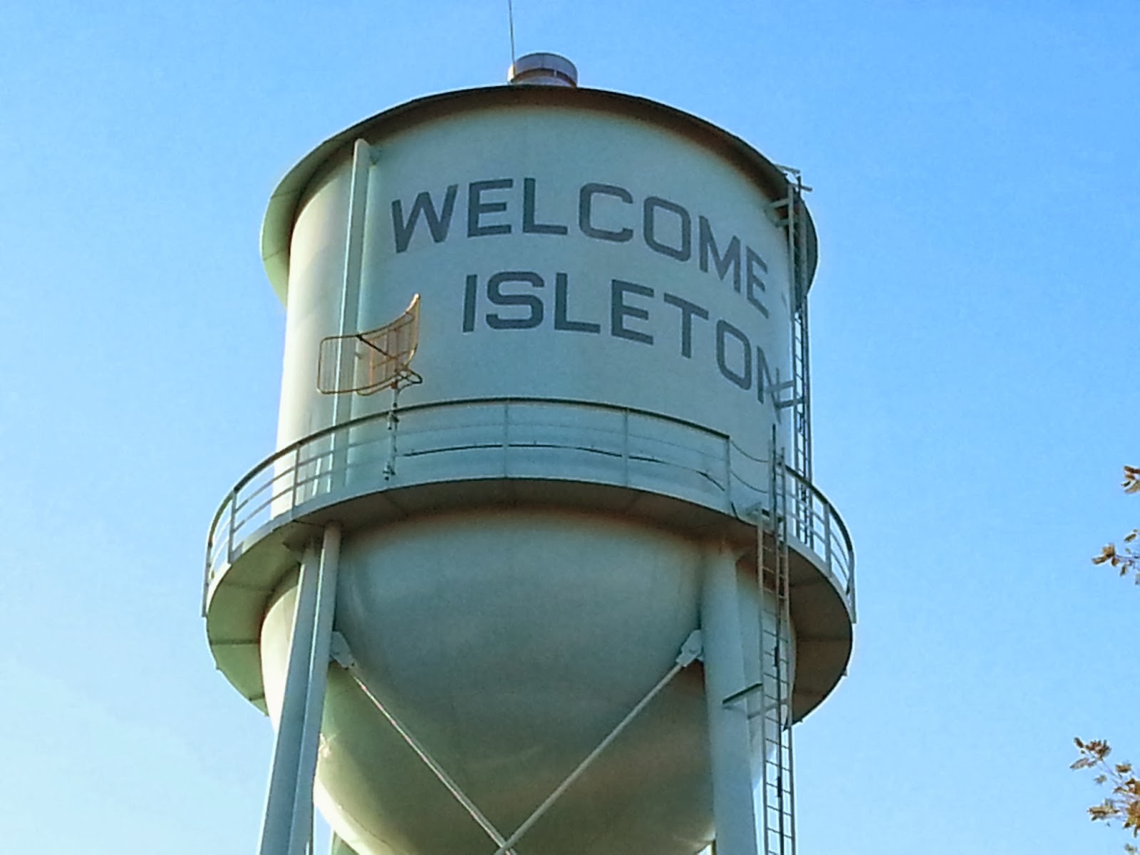 Travel's with Pete: Welcome to Isleton...