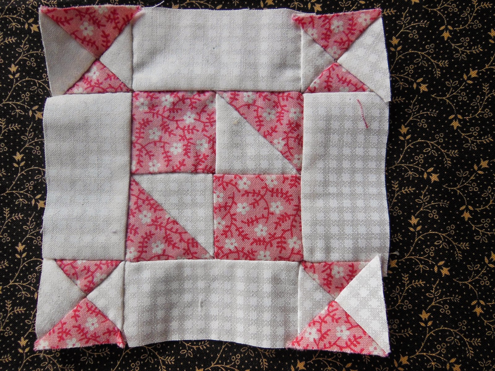 quiltlia: Dear Jane en een nieuwe restjes quilt.